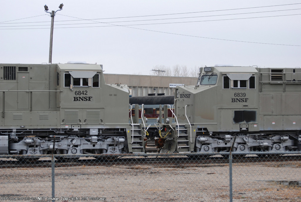 BNSF 6839